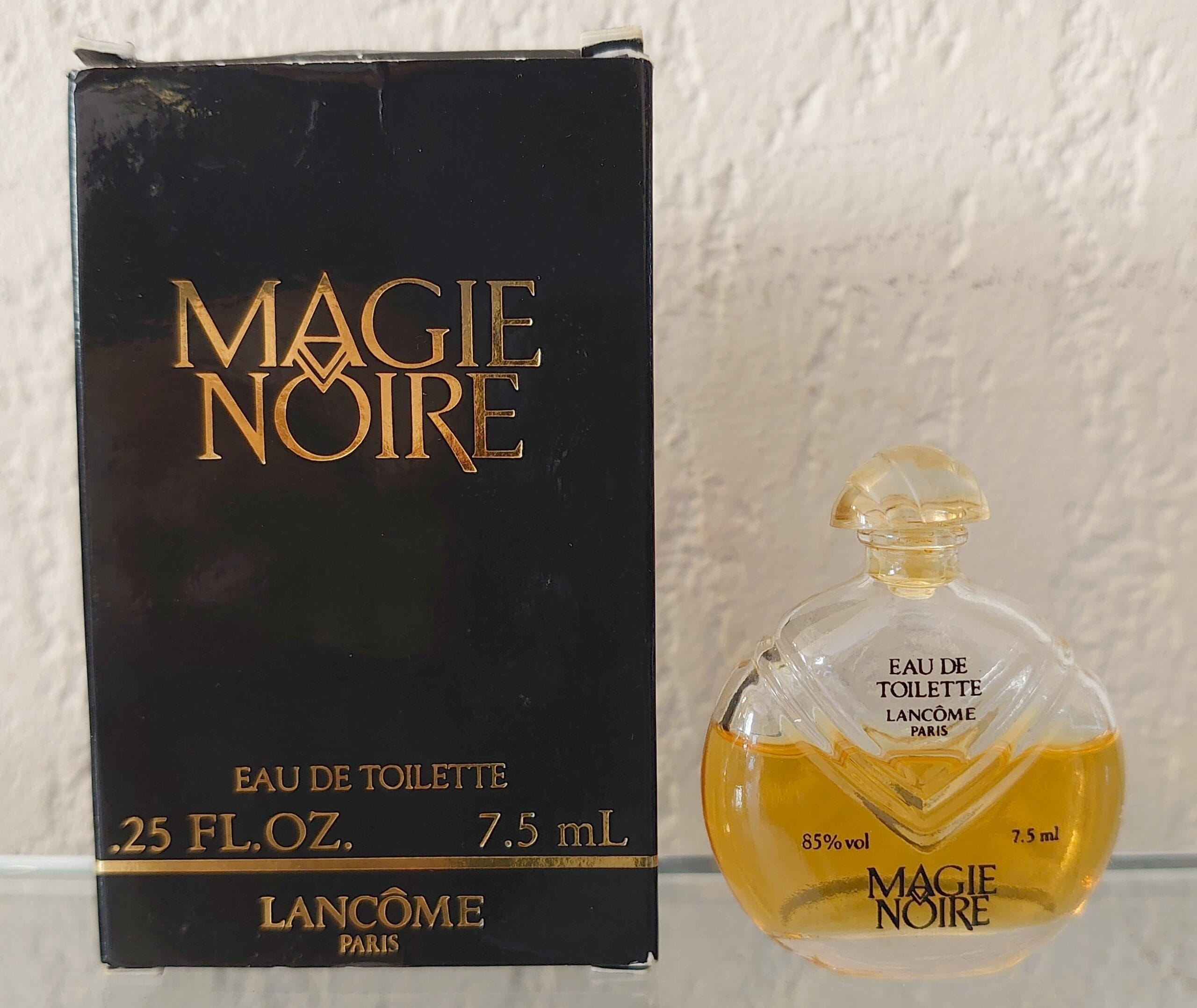MAGIE NOIRE – EDT 7,5 ML de LANCOME – Perlerare63 – Vente de miniatures de parfums à collectionner